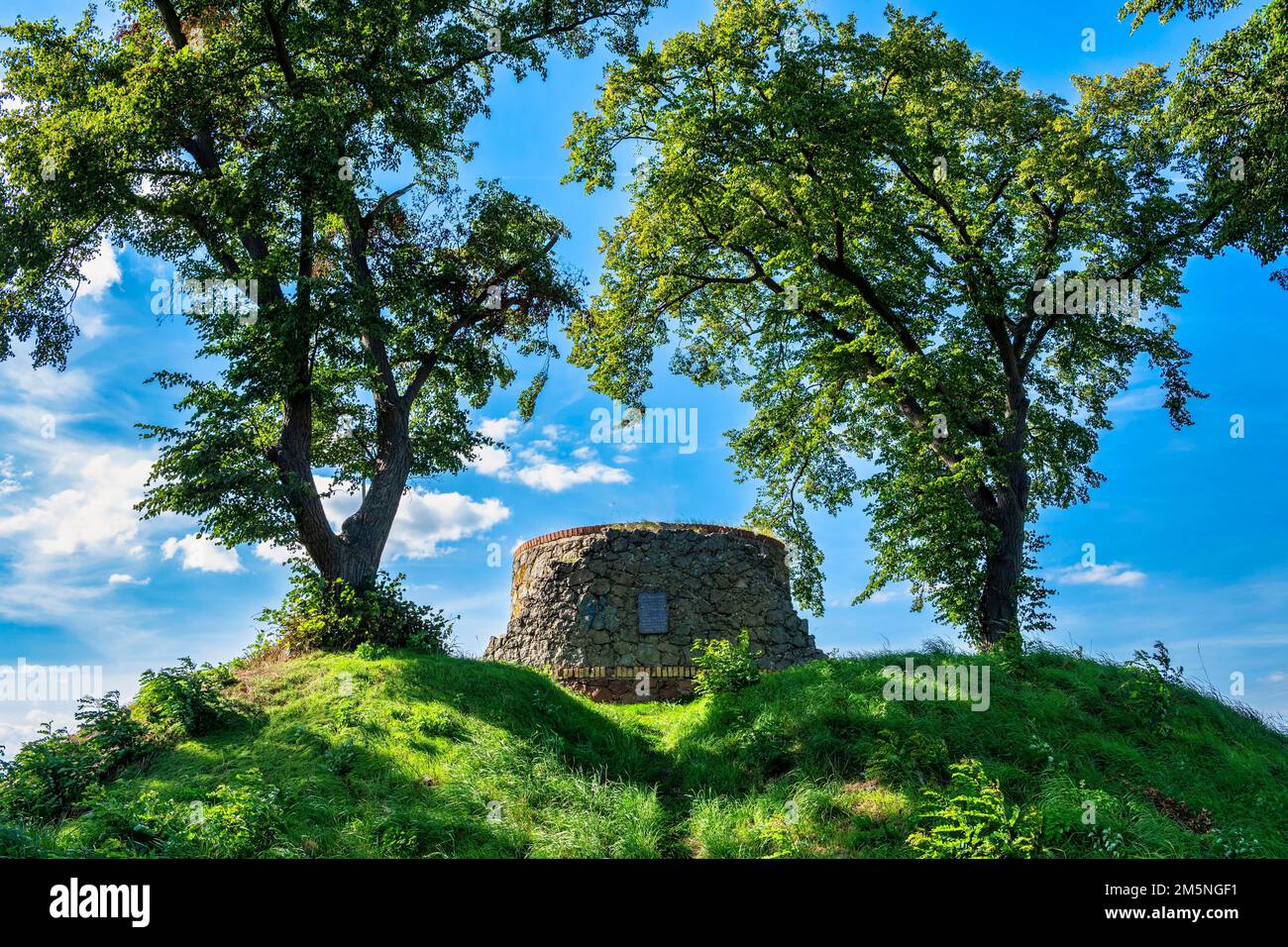 Grafenstuhl am Kavelpass, Boldekow, County Vorpommern-Greifswald ...