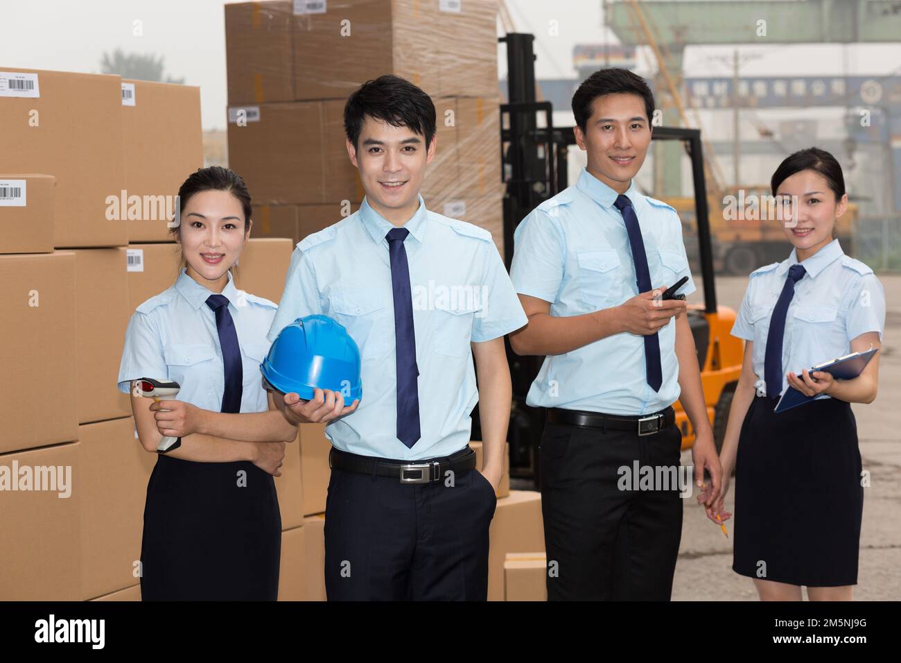 Logistics warehouse management team Stock Photo - Alamy