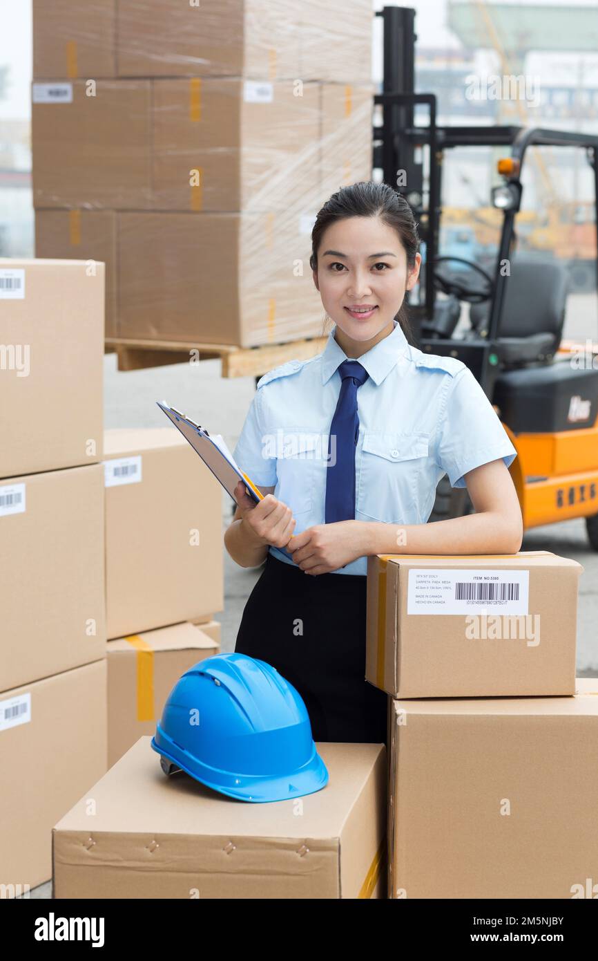 Logistics warehouse management personnel Stock Photo - Alamy