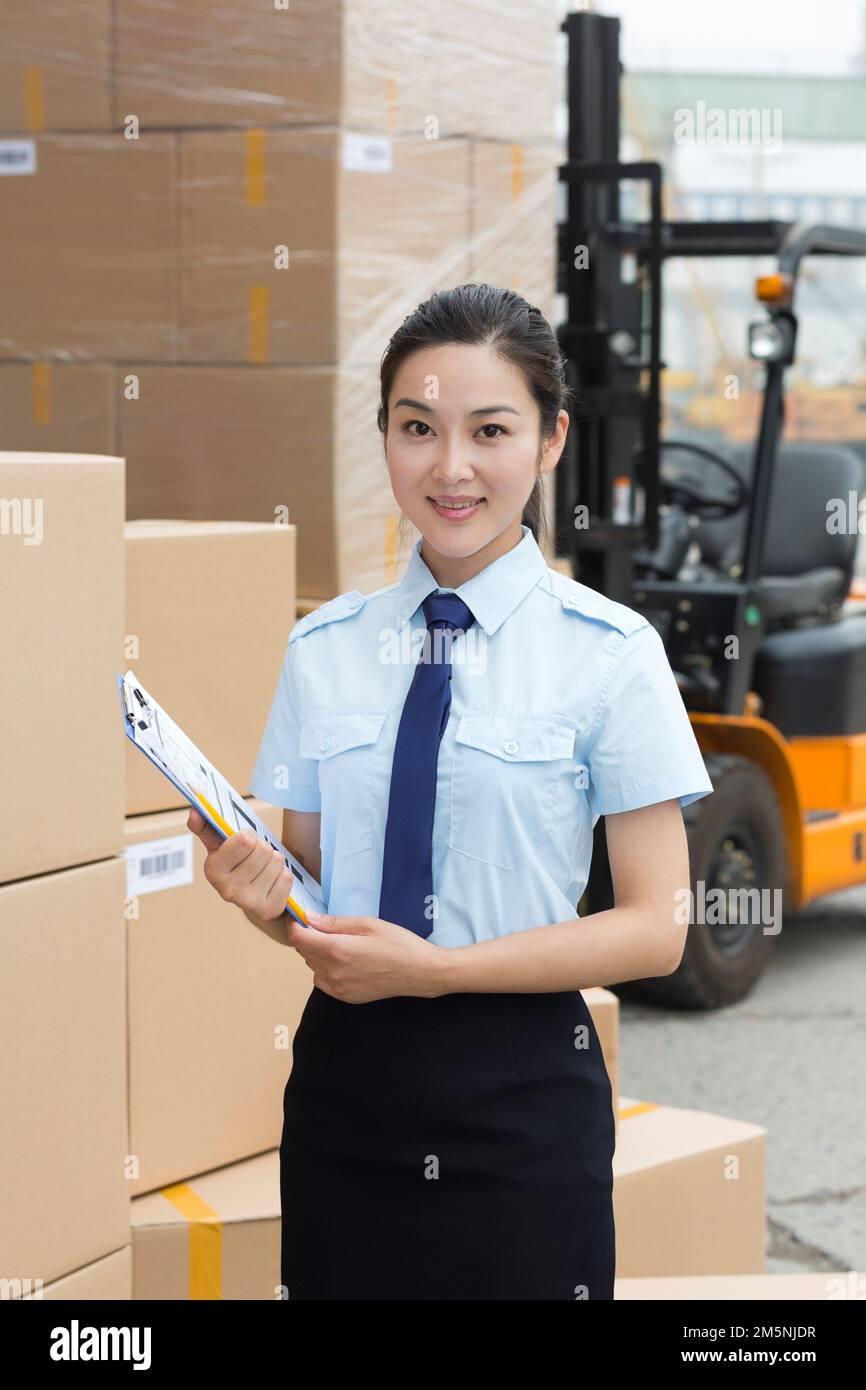 Logistics warehouse management personnel Stock Photo - Alamy