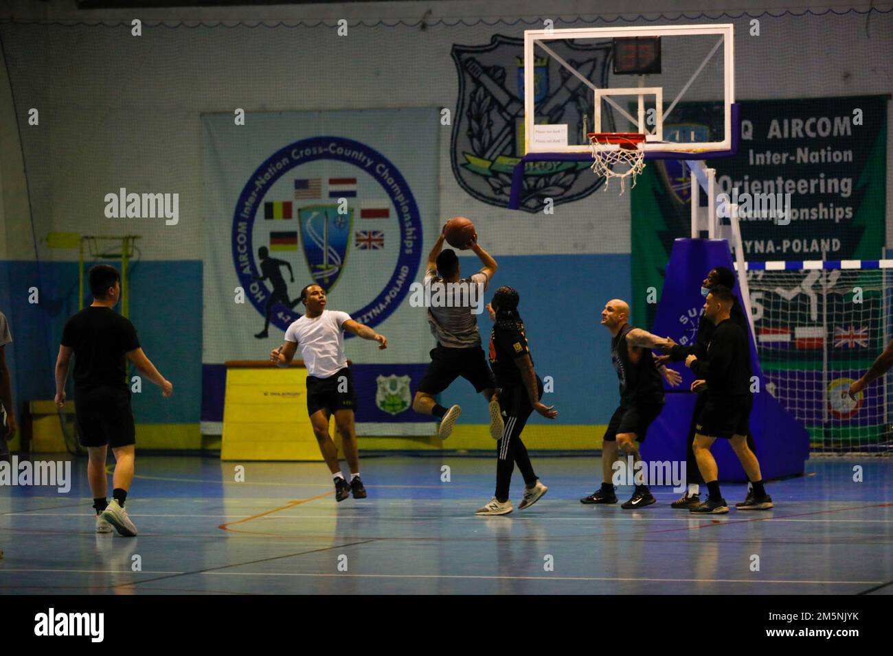 U.S. Soldiers assigned to the 101st Brigade Support Battalion, 1st ...