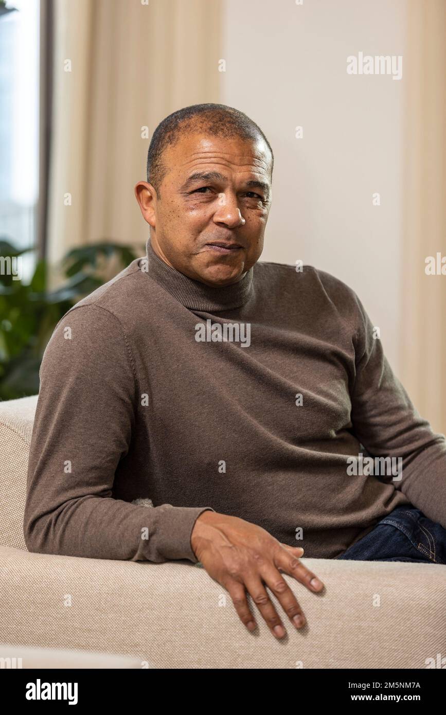 Scotty Mills, the highest-ranking commissioned black officer in Marines ...