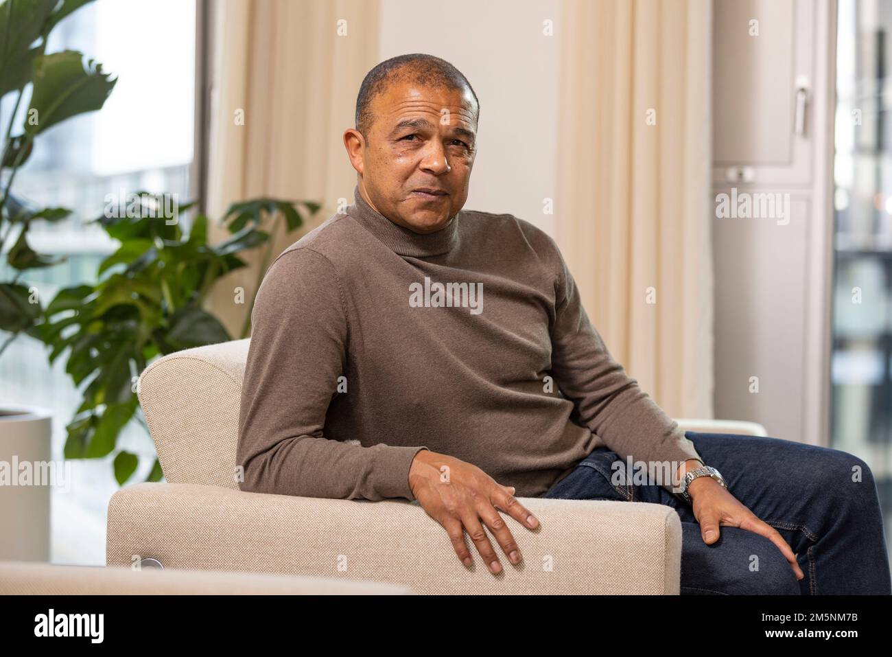 The highest ranking commissioned black officer in marines history hi ...