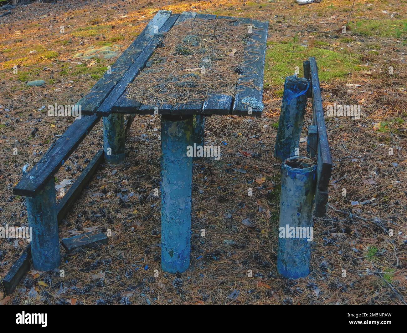 Benches with table, Isumrudnyi children's holiday camp, Lost Place ...