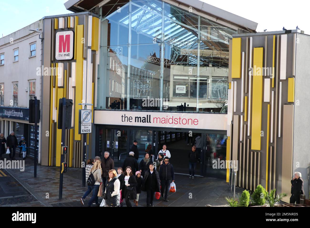 Maidstone high street hi-res stock photography and images - Alamy