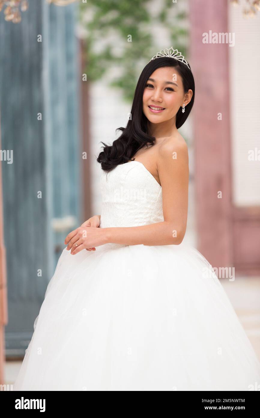 The beautiful bride Stock Photo - Alamy