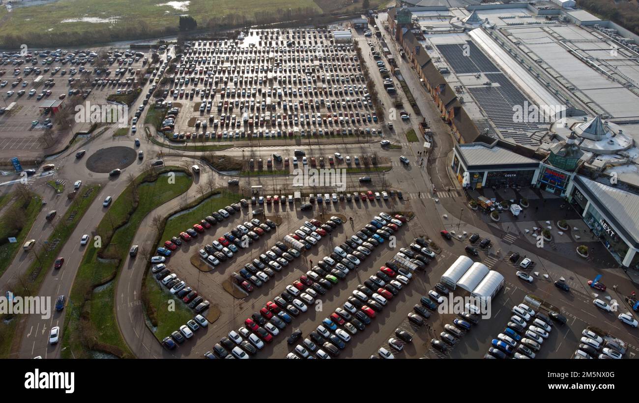 Tesco hampton hi-res stock photography and images - Alamy