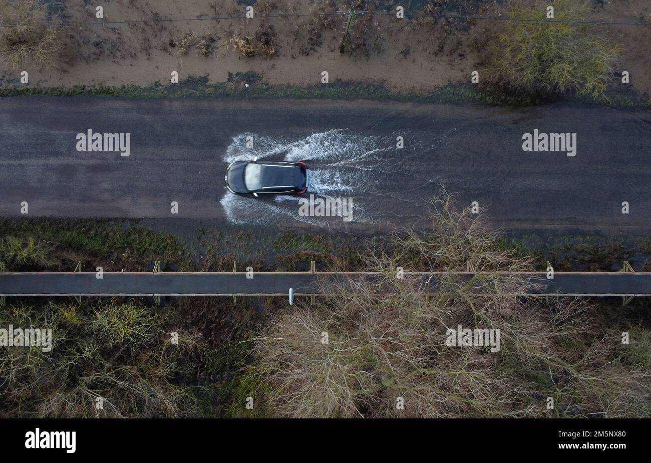 Floodwater in the fens hi-res stock photography and images - Alamy