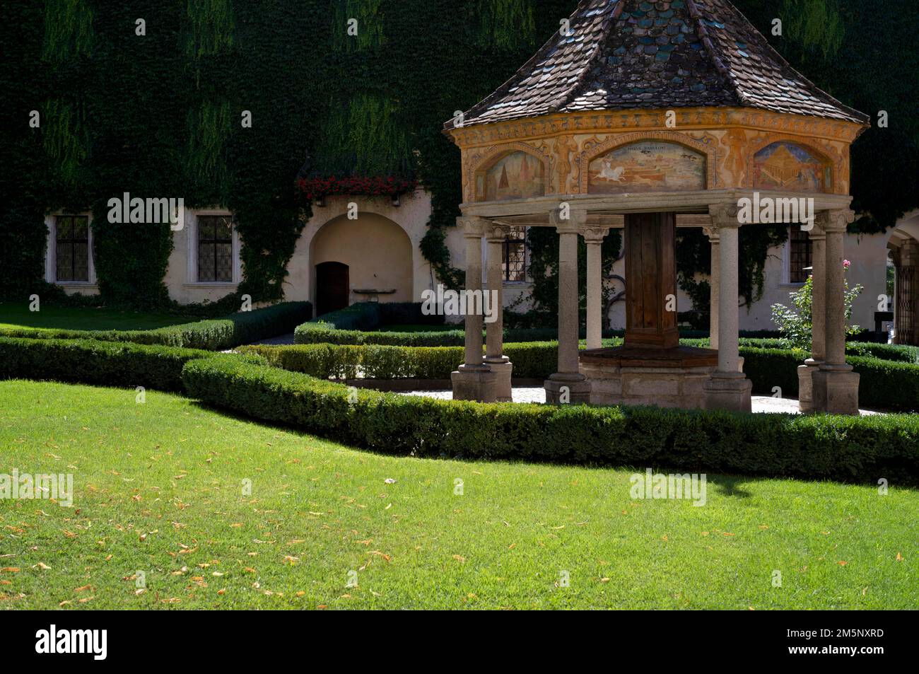 Fountain of Miracles, Fountain of Miracles, Fountain House, Abbey ...
