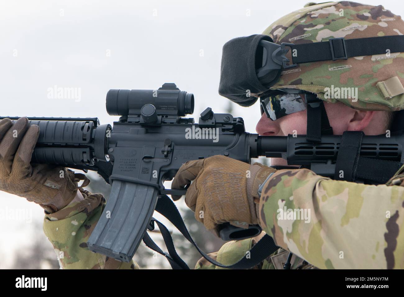 An Alaska Army National Guardsman assigned to the 207th Engineer ...