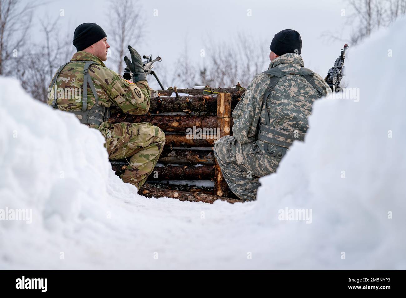 Alaska Army National Guardsmen assigned to the 207th Engineer Utility ...