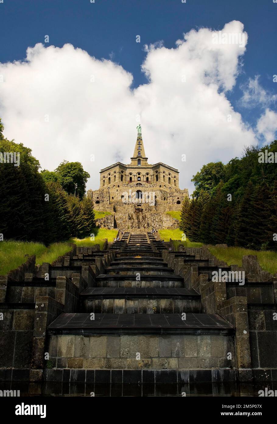 Bergpark Wilhelmshoehe, Hercules Building with the Great Cascades ...