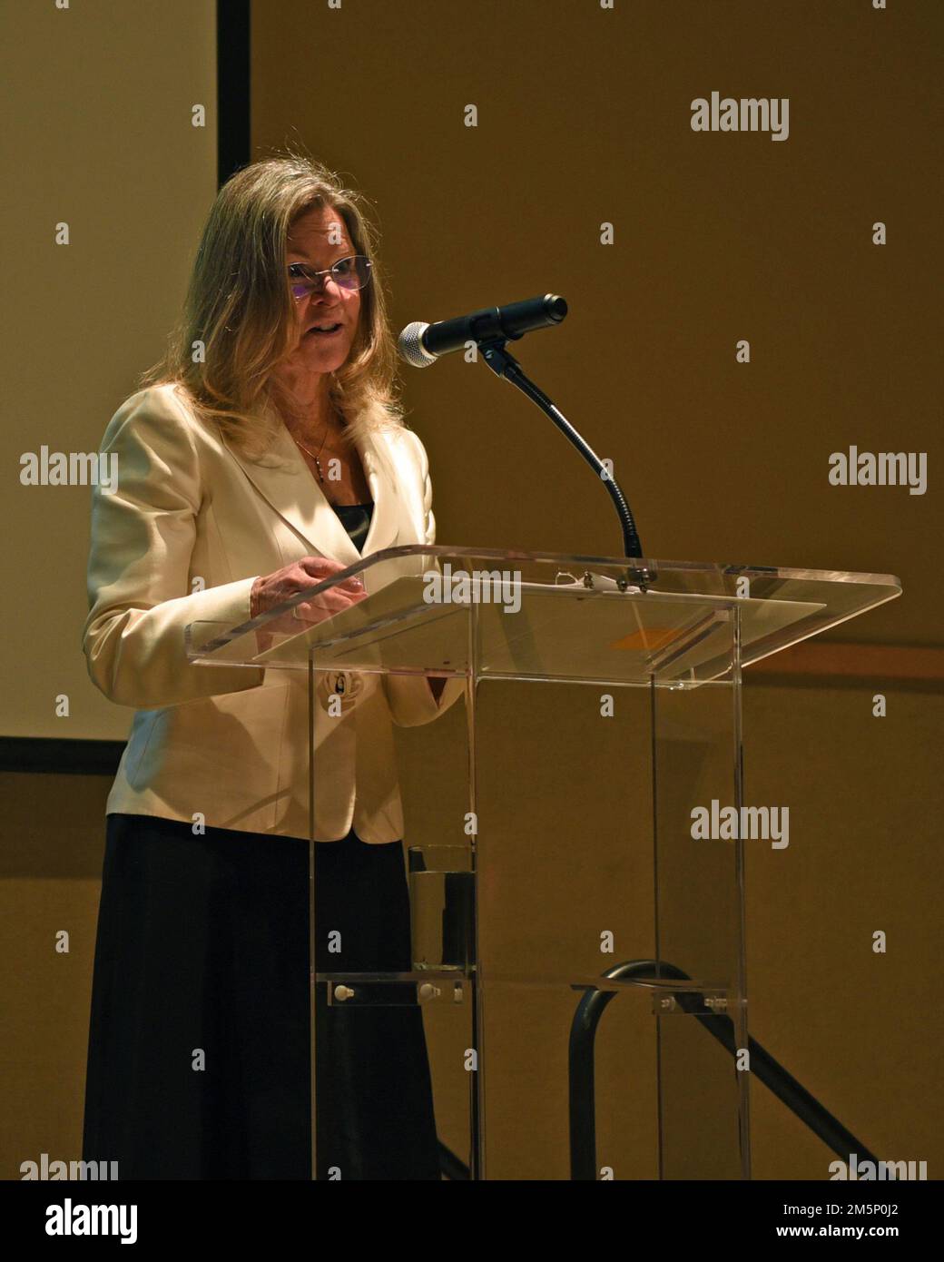 Ms. Jonna Doolittle Hoppes, The Doolittle Foundation executive director ...