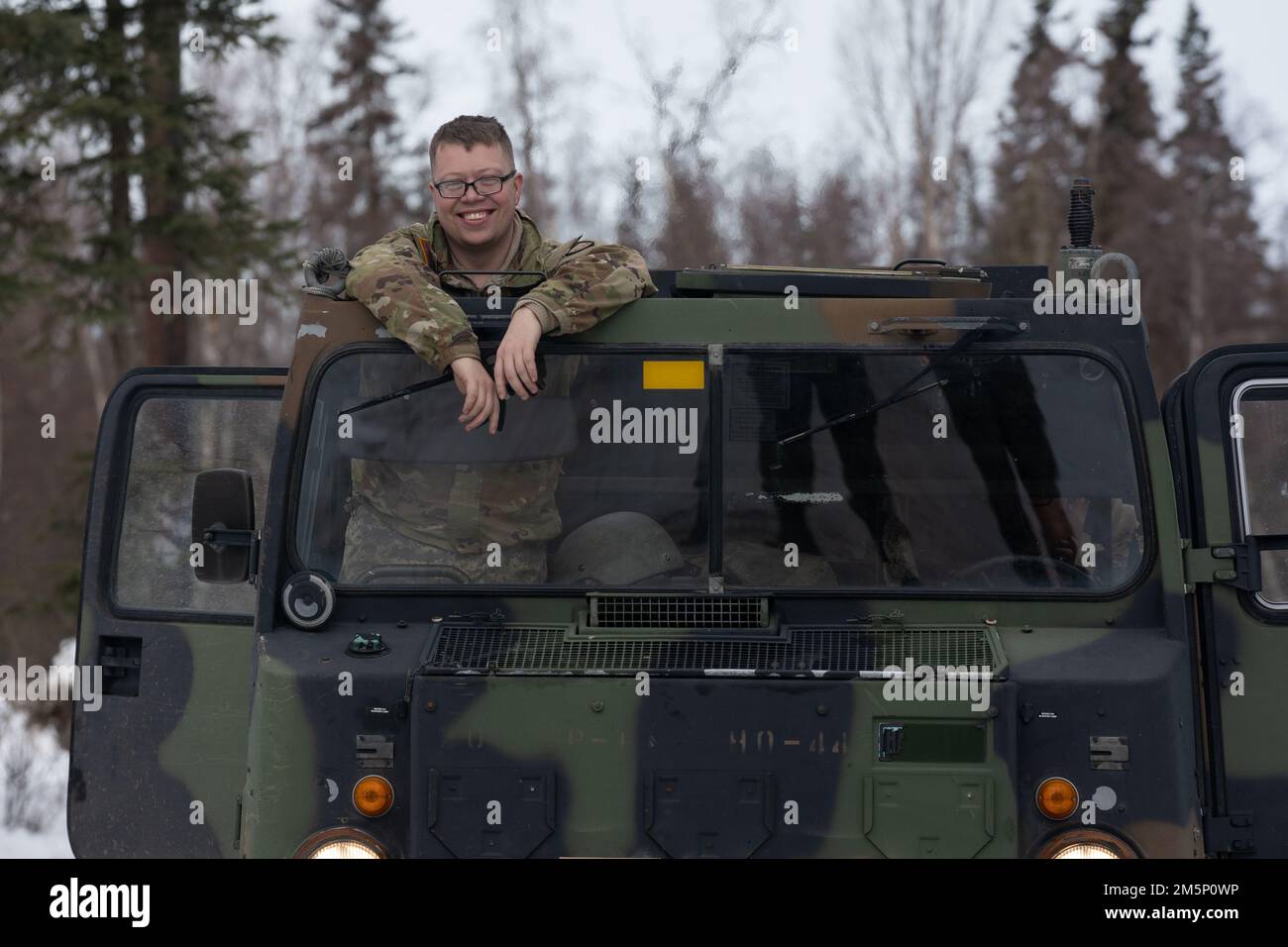 An Alaska Army National Guardsman assigned to the 207th Engineer ...