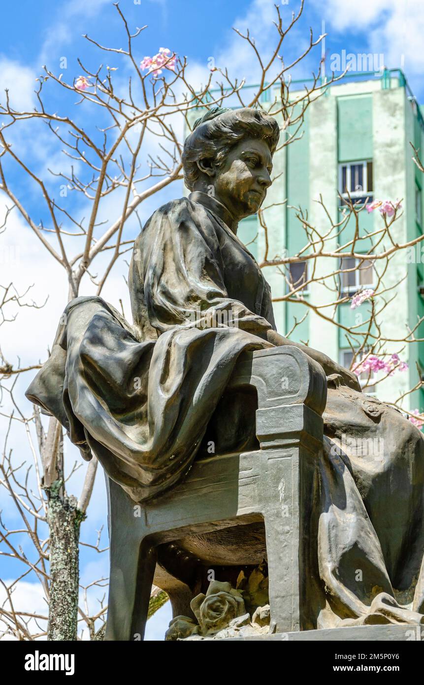 Bronze statue to Marta Abreu in the Parque Leoncio Vidal in the ...