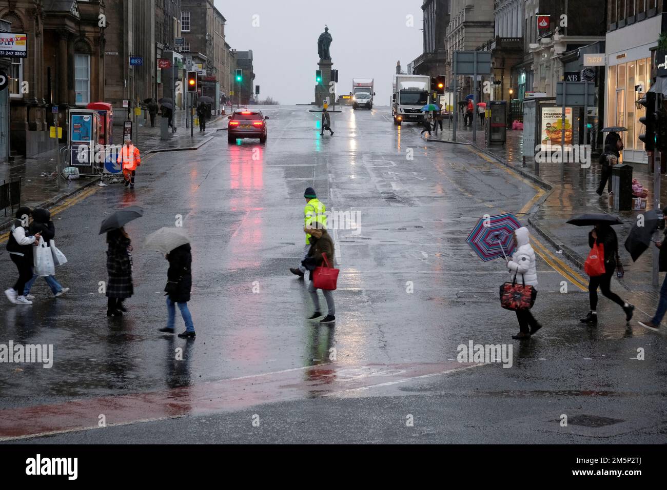 Edinburgh, Scotland, UK. 30th December 2022. The Forecasted severe rain ...