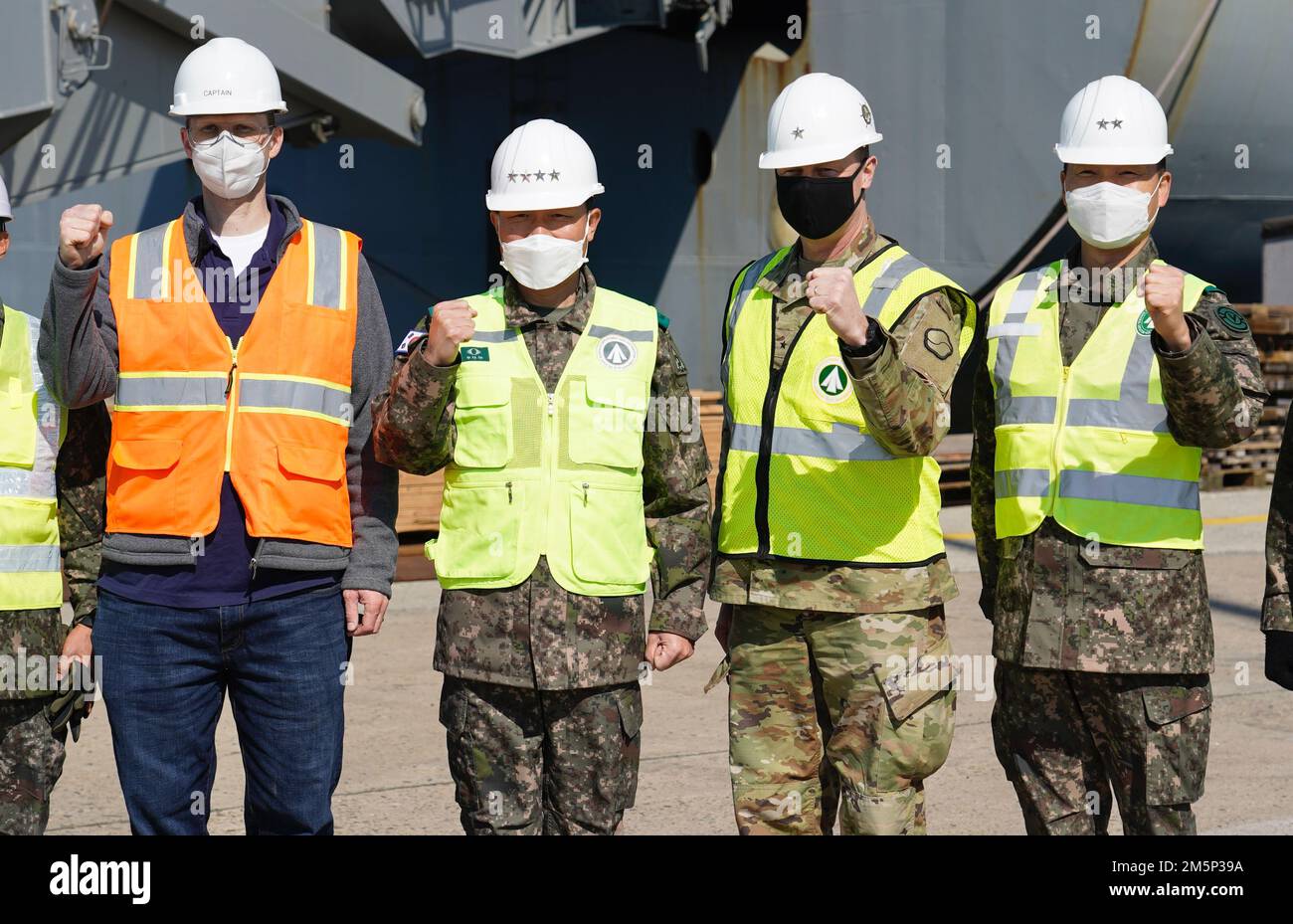 Brig. Gen Steven Allen, 19th Expeditionary Sustainment Command command ...
