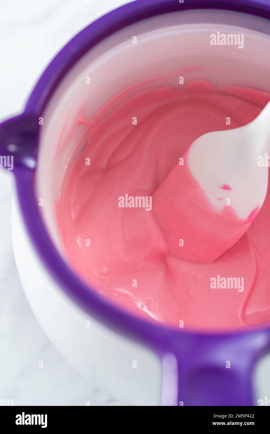 Mini melts hi-res stock photography and images - Alamy