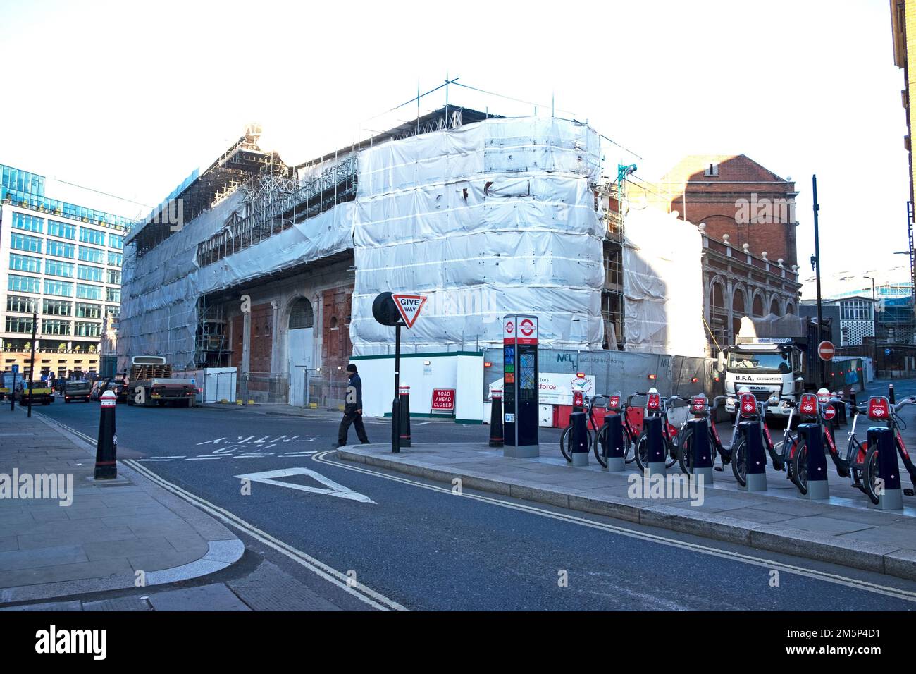 Scaffolding and plastic sheets on historic Red House Cold Storage ...
