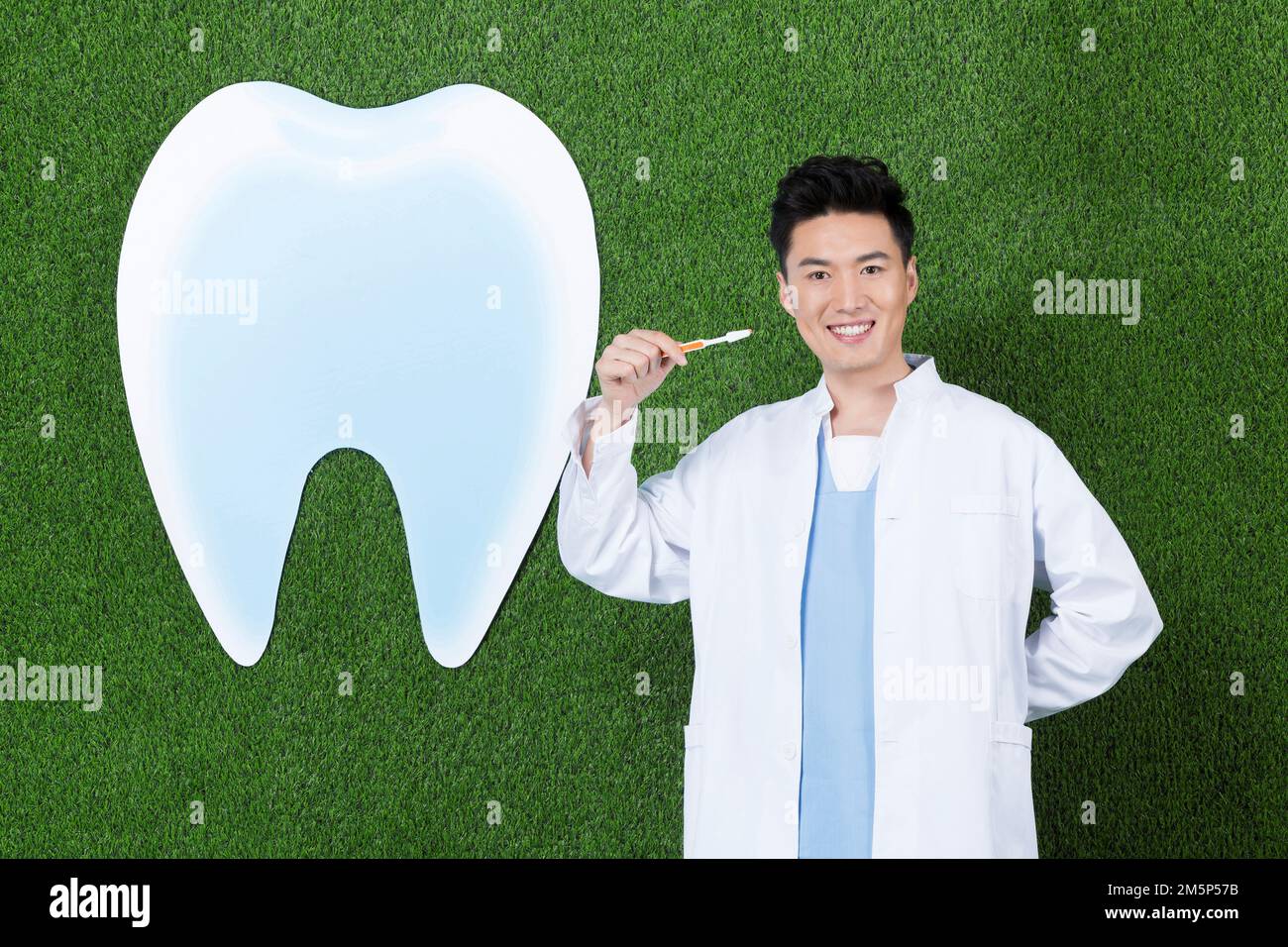 Lab coats asia hi-res stock photography and images - Alamy