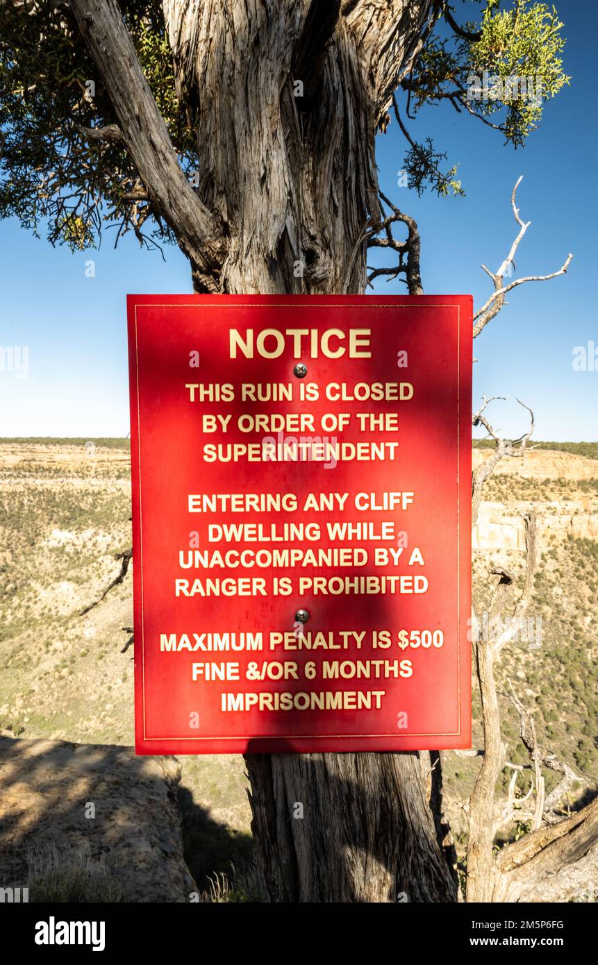 Mesa verde national park sign hi-res stock photography and images - Alamy