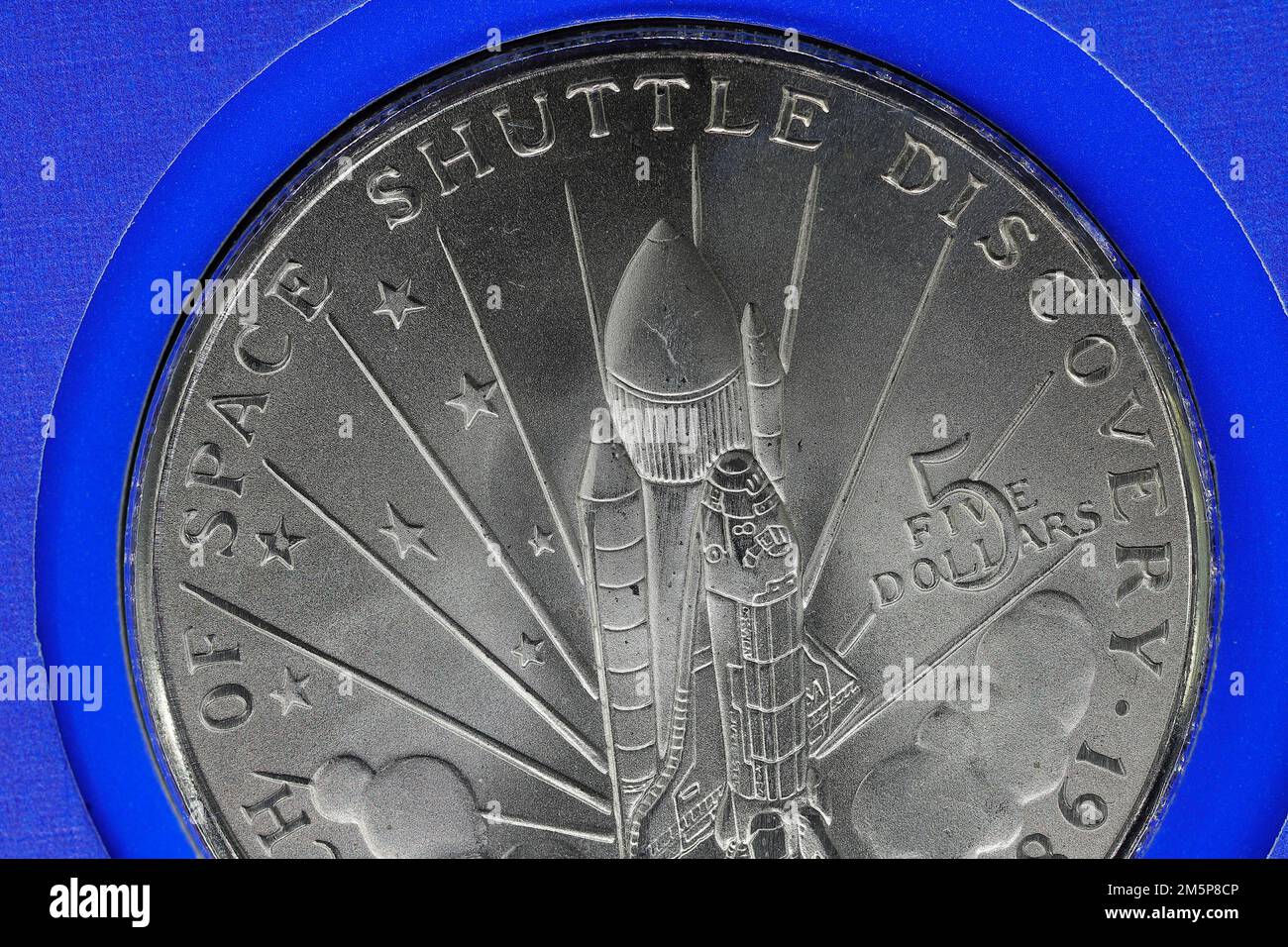 1988 space shuttle launch coin hi-res stock photography and images - Alamy