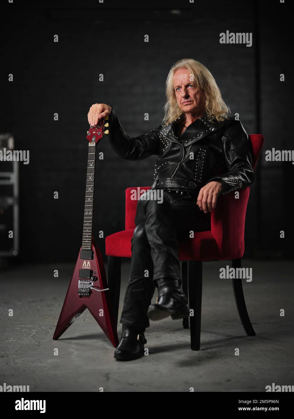 Kk downing posed hi-res stock photography and images - Alamy