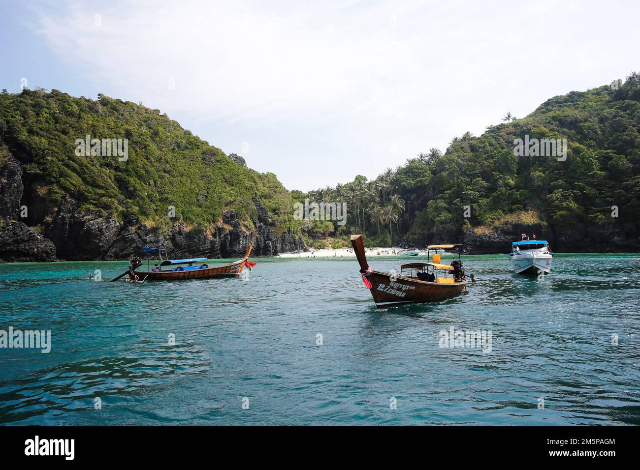 Thailand pipi island waters Stock Photo - Alamy