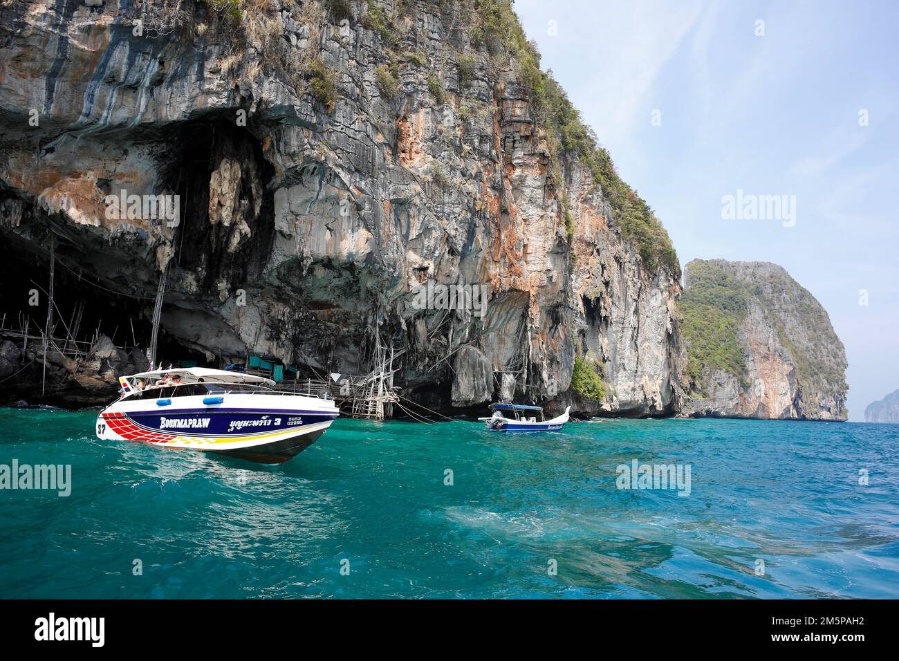 Thailand pipi island waters Stock Photo - Alamy