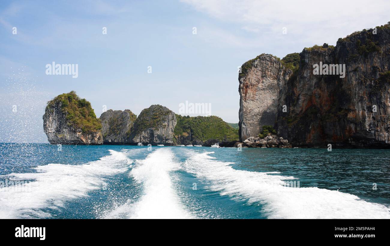 Thailand pipi island waters Stock Photo - Alamy