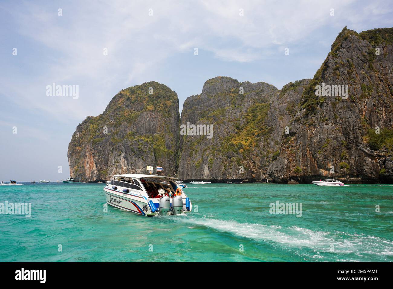 Thailand pipi island waters Stock Photo - Alamy