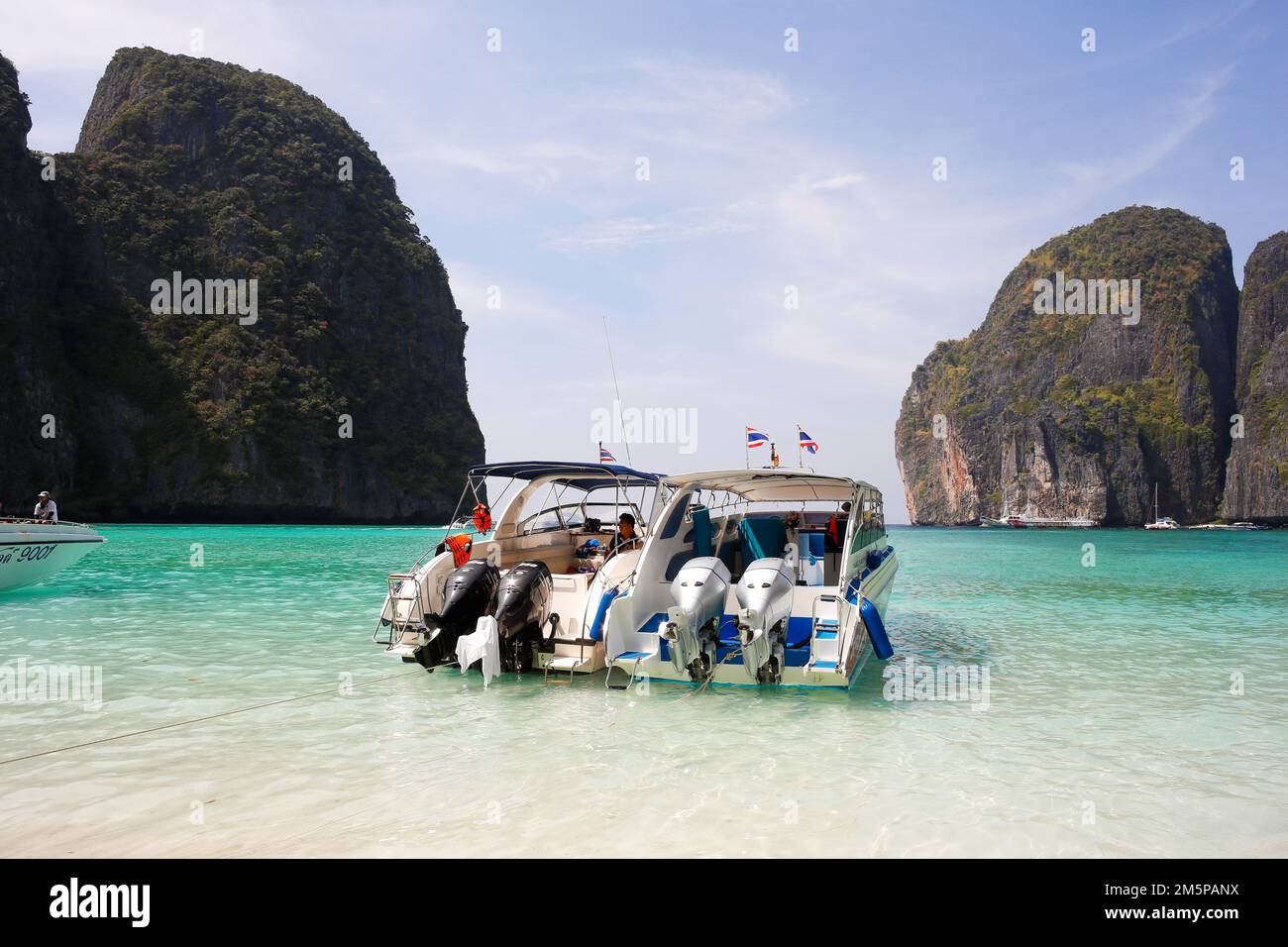 Thailand pipi island waters Stock Photo - Alamy