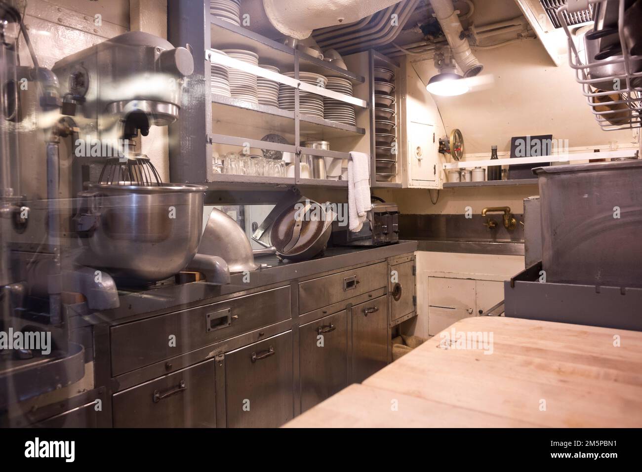 The internal world war ii submarine Stock Photo - Alamy