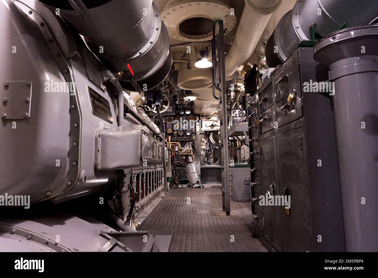 The internal world war ii submarine Stock Photo - Alamy