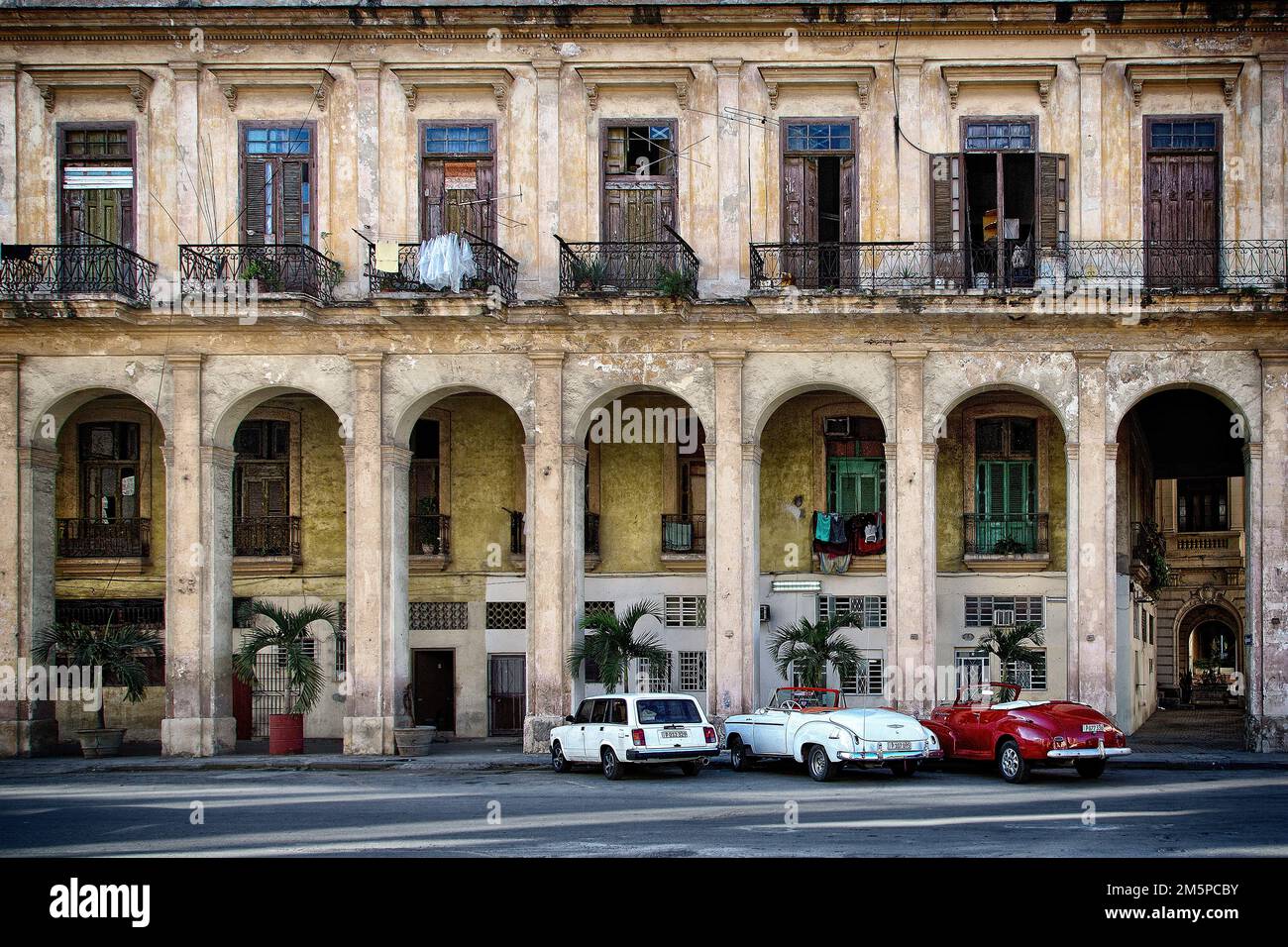Cuba mercedes hi-res stock photography and images - Alamy
