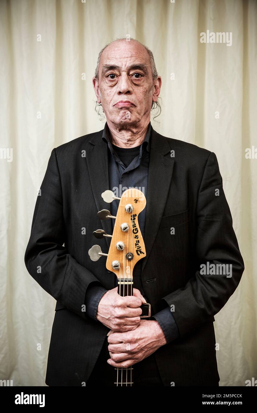 Norman watt roy bassist hi-res stock photography and images - Alamy