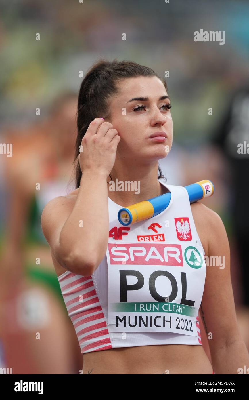 Polish team women 4x100 meters in the semifinal, Magdalena Stefanowicz ...