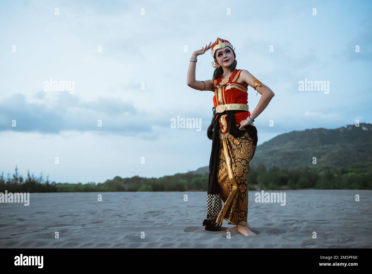 women presenting traditional Javanese dance movements Stock Photo - Alamy
