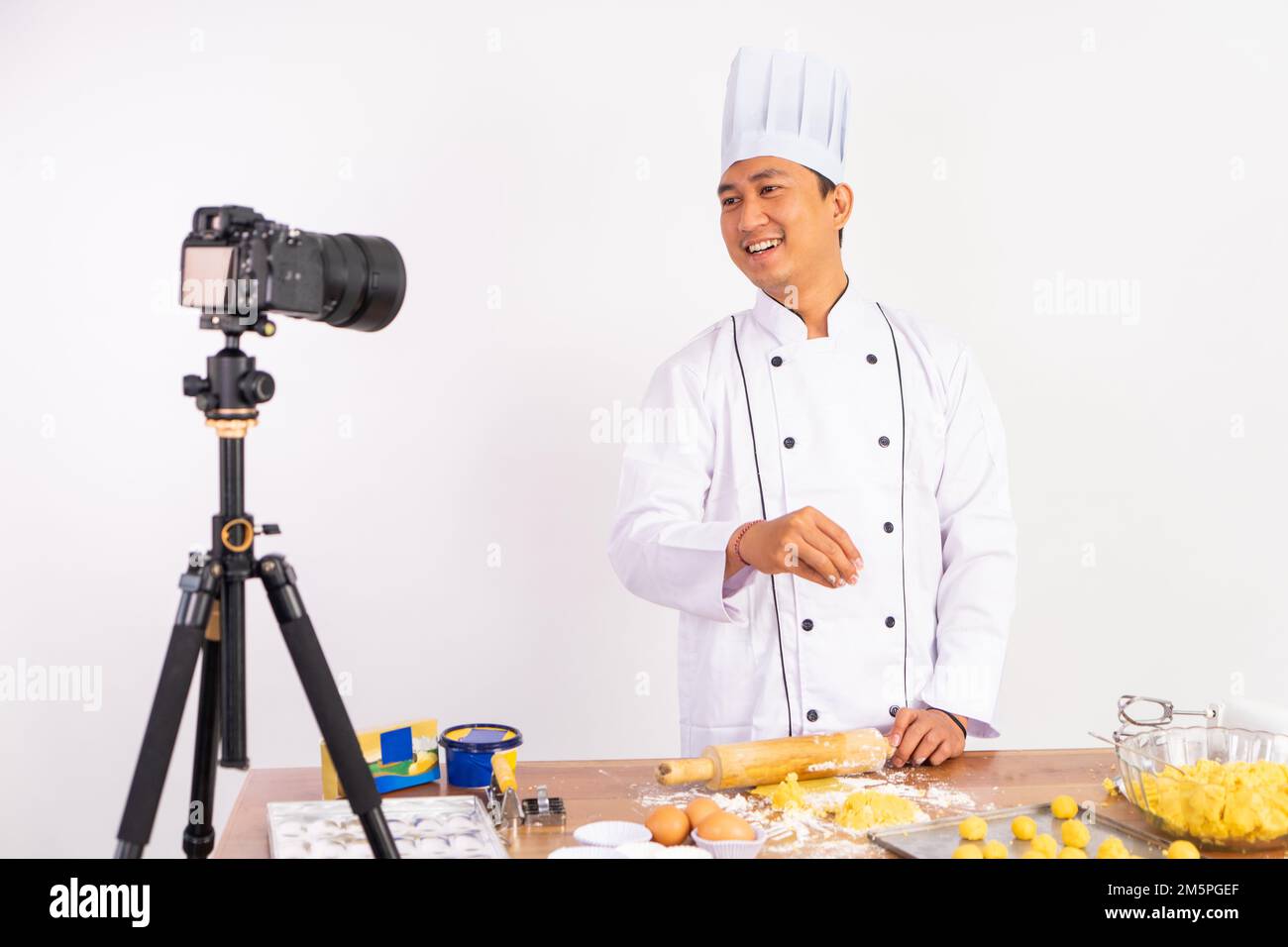 Food photography shooting making hi-res stock photography and images ...