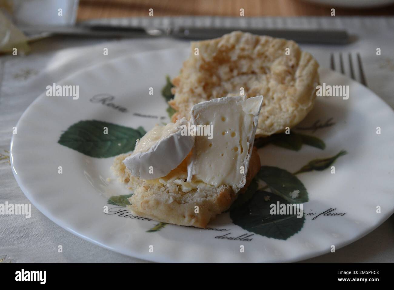 Danske brie hi-res stock photography and images - Alamy