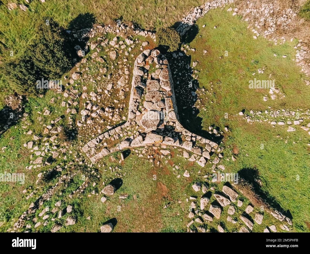 Tomb nuragic hi-res stock photography and images - Alamy