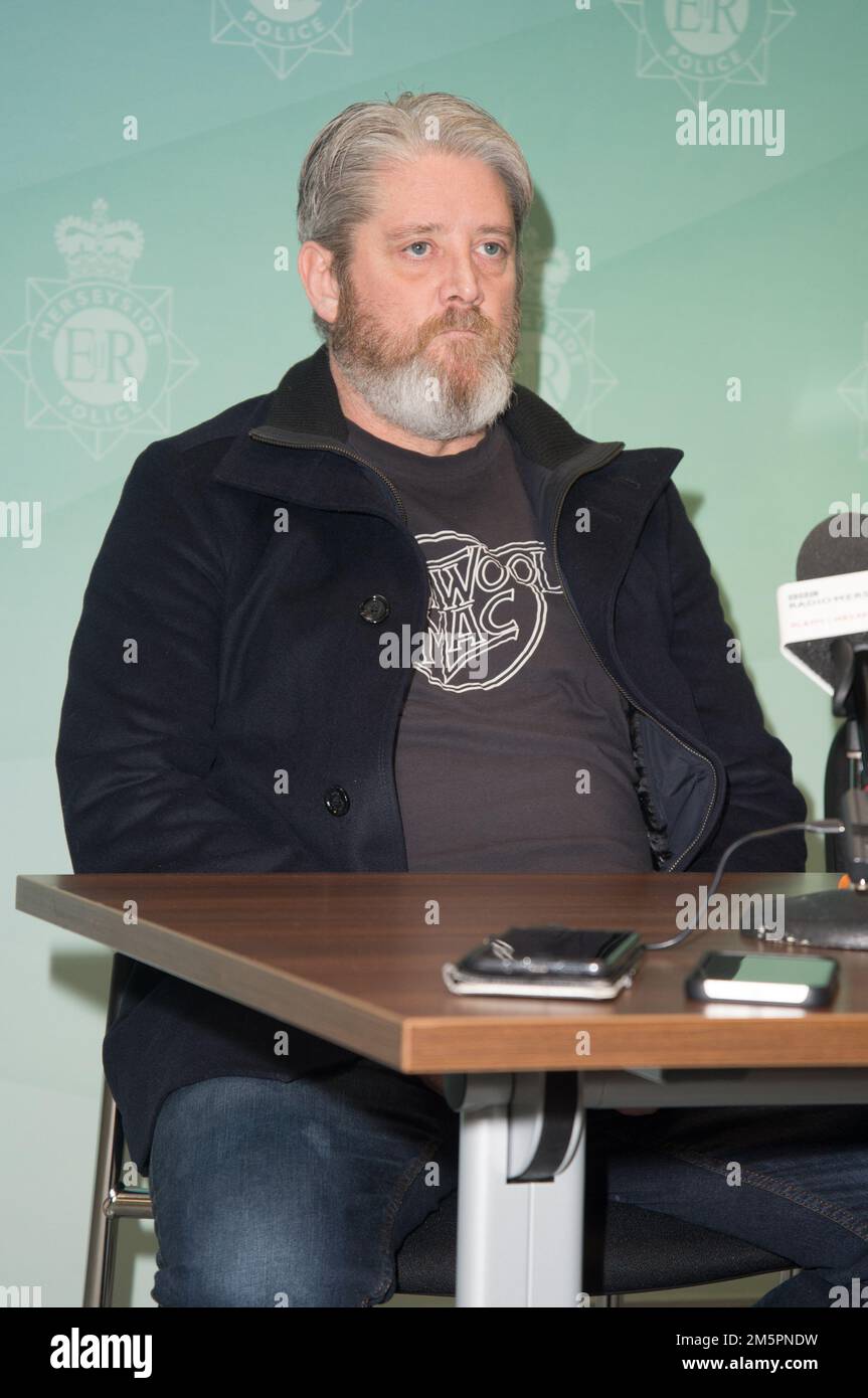 Tim Edwards, Elle's father, Tim Edwards, was present together with ...