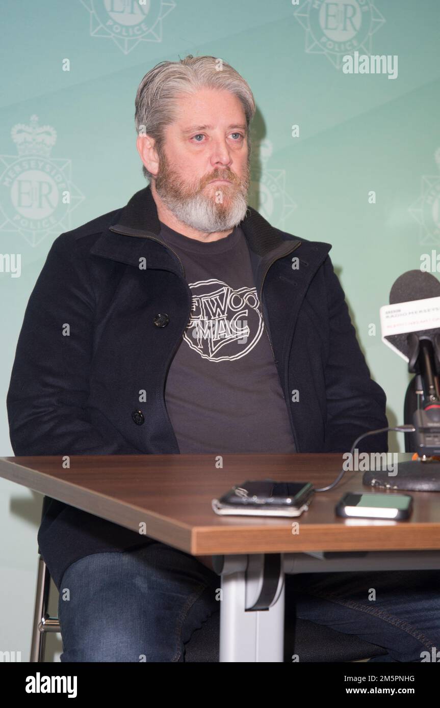 Tim Edwards, Elle's father, Tim Edwards, was present together with ...