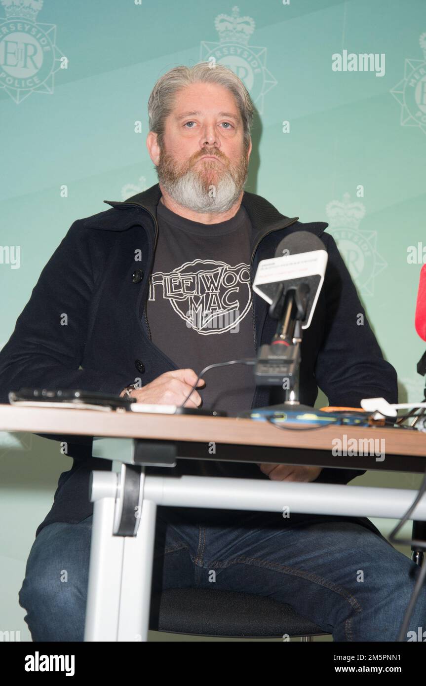 Tim Edwards, Elle's father, Tim Edwards, was present together with ...