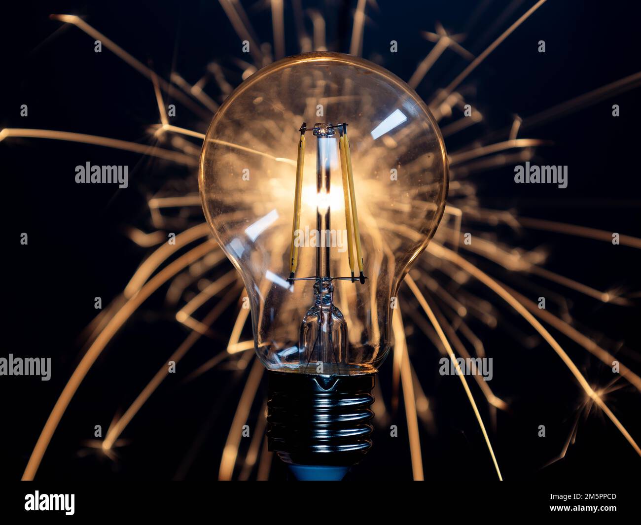 Fused bulb hi-res stock photography and images - Alamy