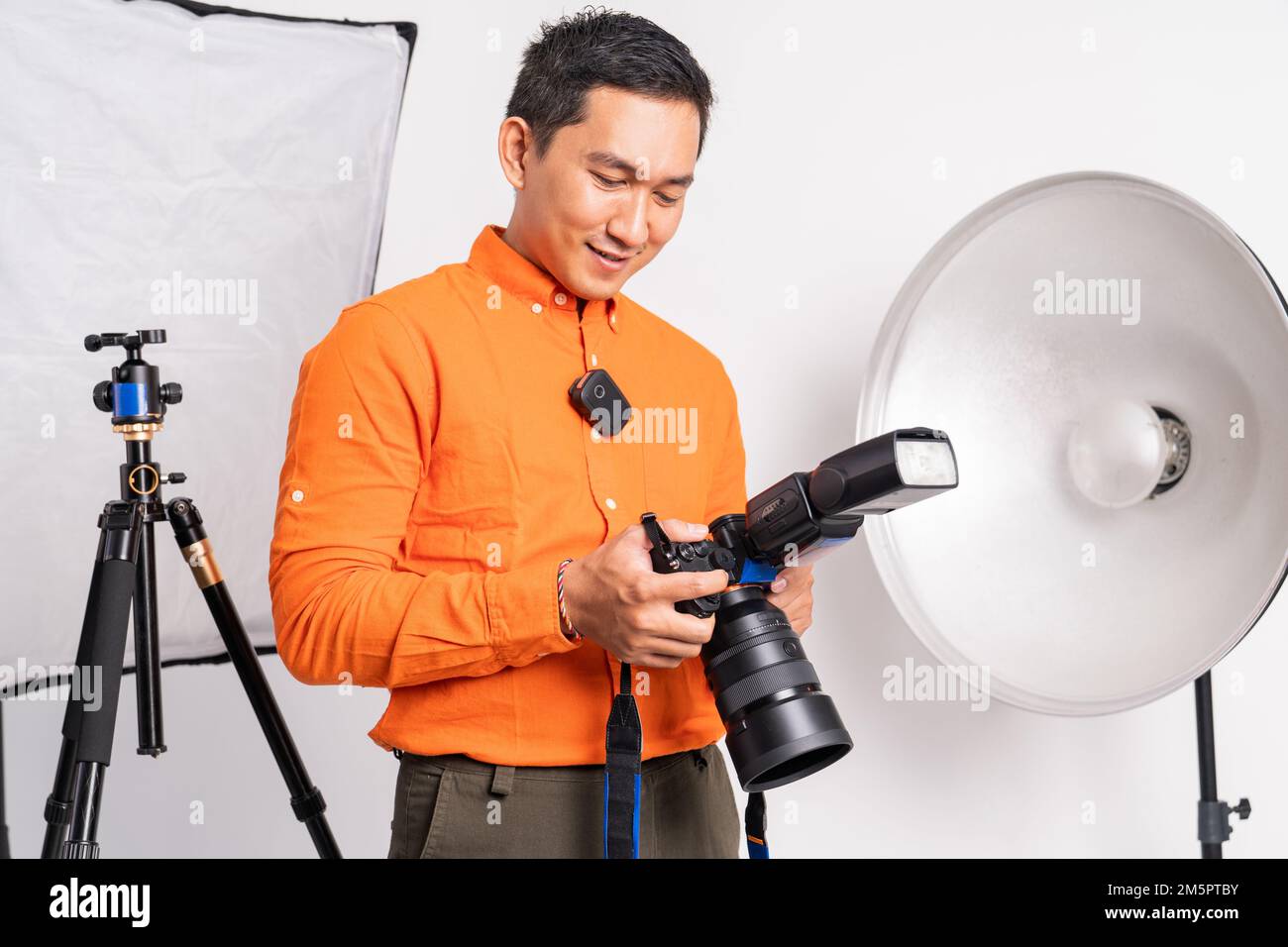 Close up portrait indonesian man in hi-res stock photography and images ...