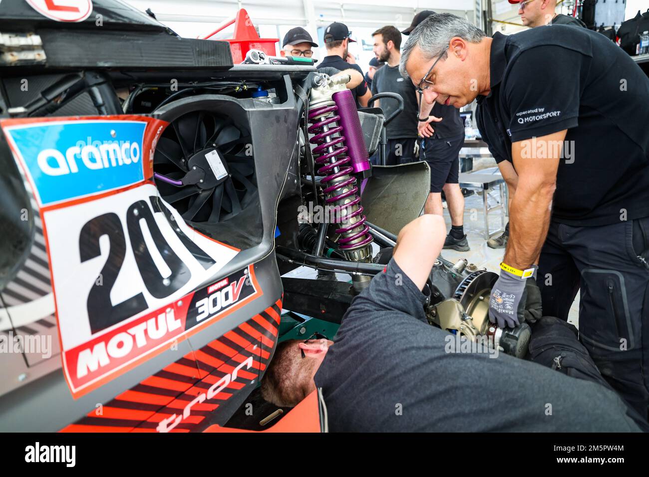 Team Audi Sport, Audi RS Q e-tron E2, Auto, mechanics during the ...