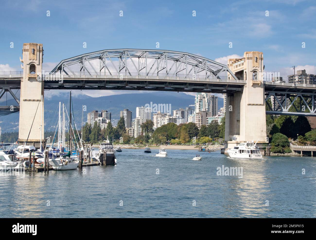 Burrard bridge Vancouver Canada Stock Photo - Alamy