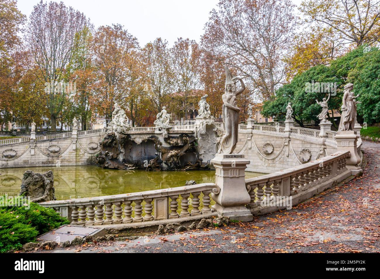 Fountain of twelve months hi-res stock photography and images - Alamy