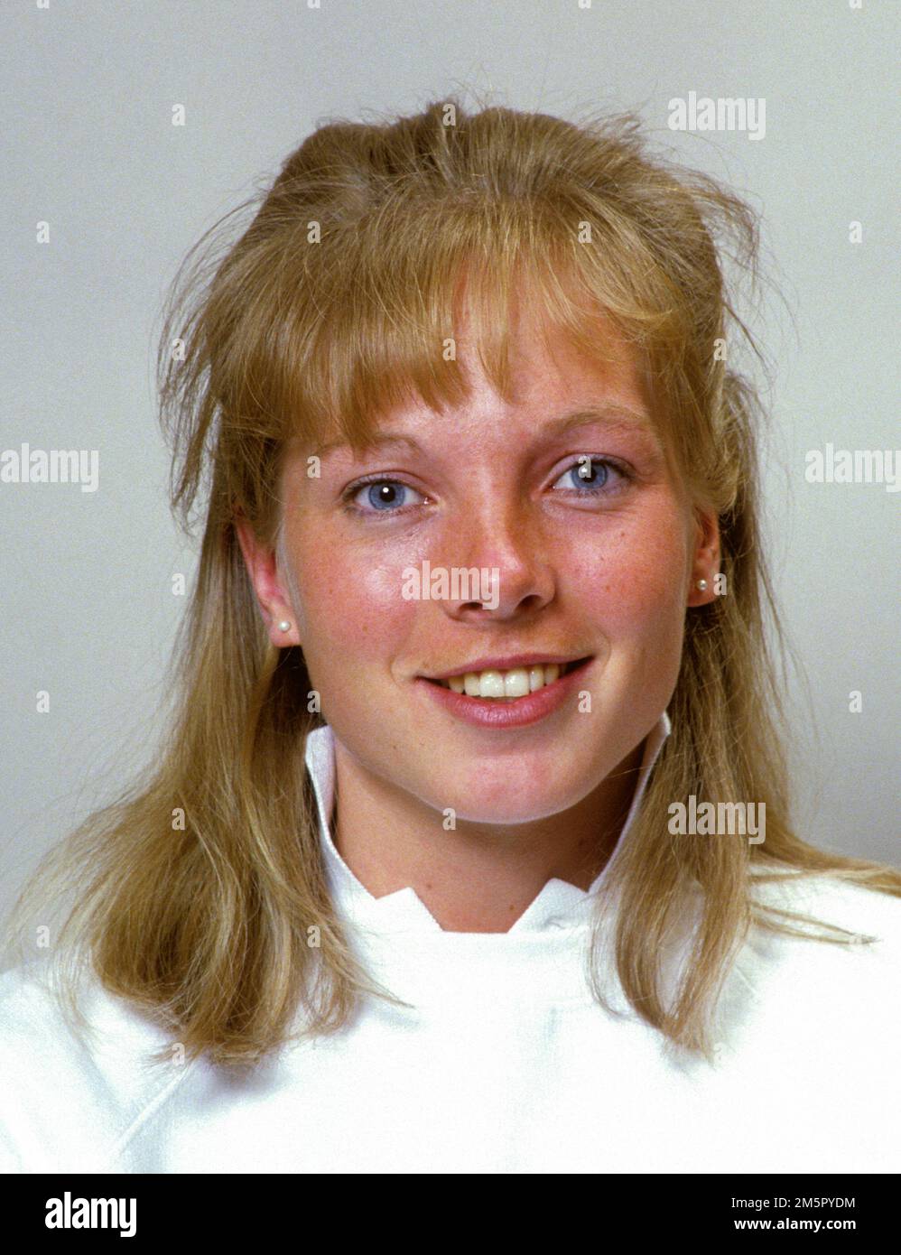 SUZANNE LORENTZON Swedish track&field athlete high jump Stock Photo - Alamy